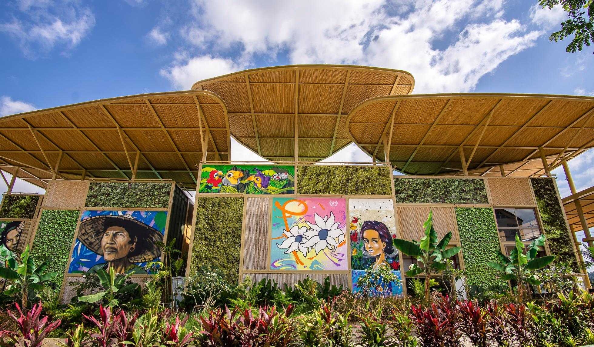 Blue Tree Phuket | สวนน้ำไม้ไผ่สไตล์บราซิล Tropical