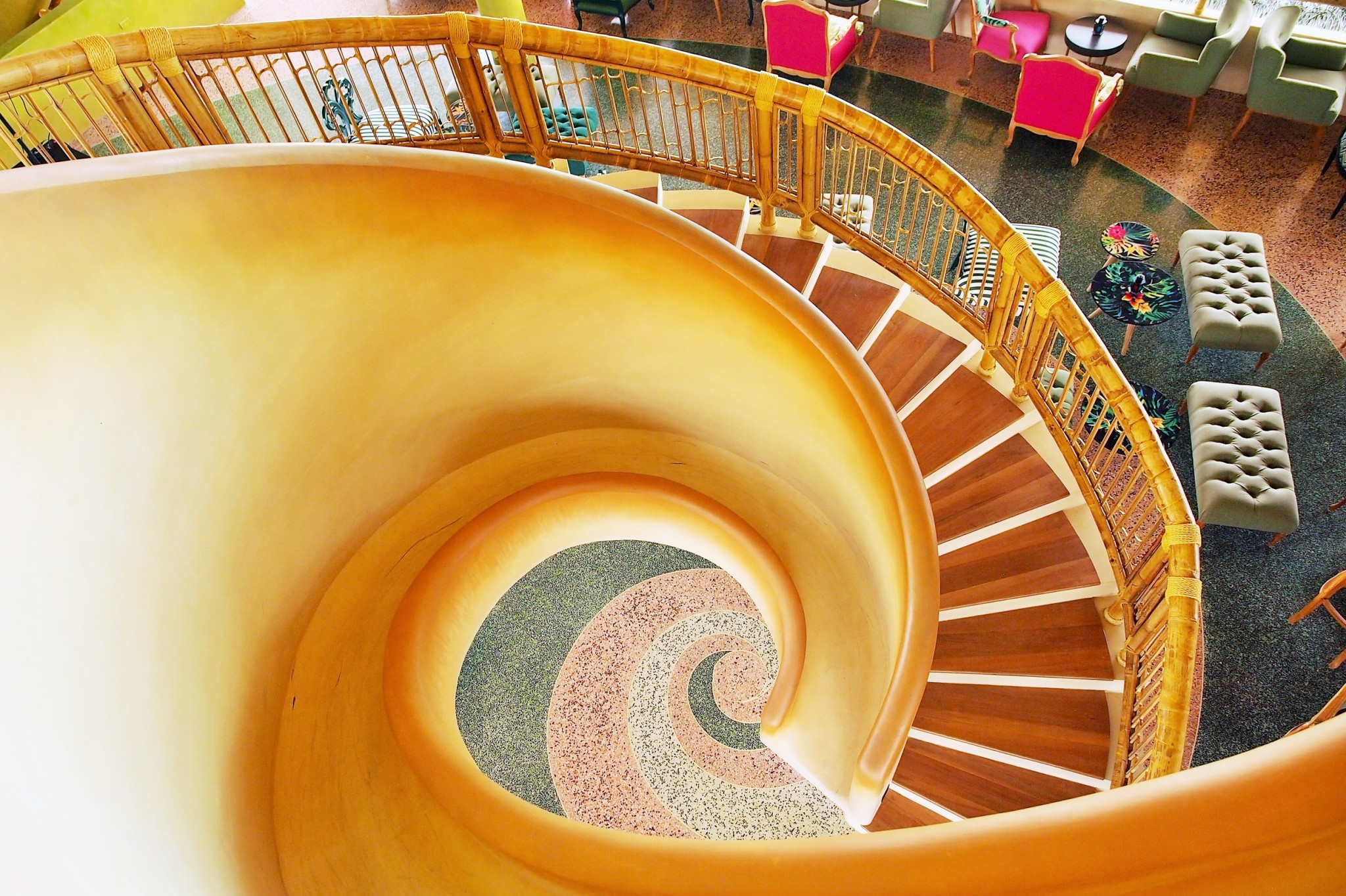 Blue Tree Phuket | สวนน้ำไม้ไผ่สไตล์บราซิล Tropical